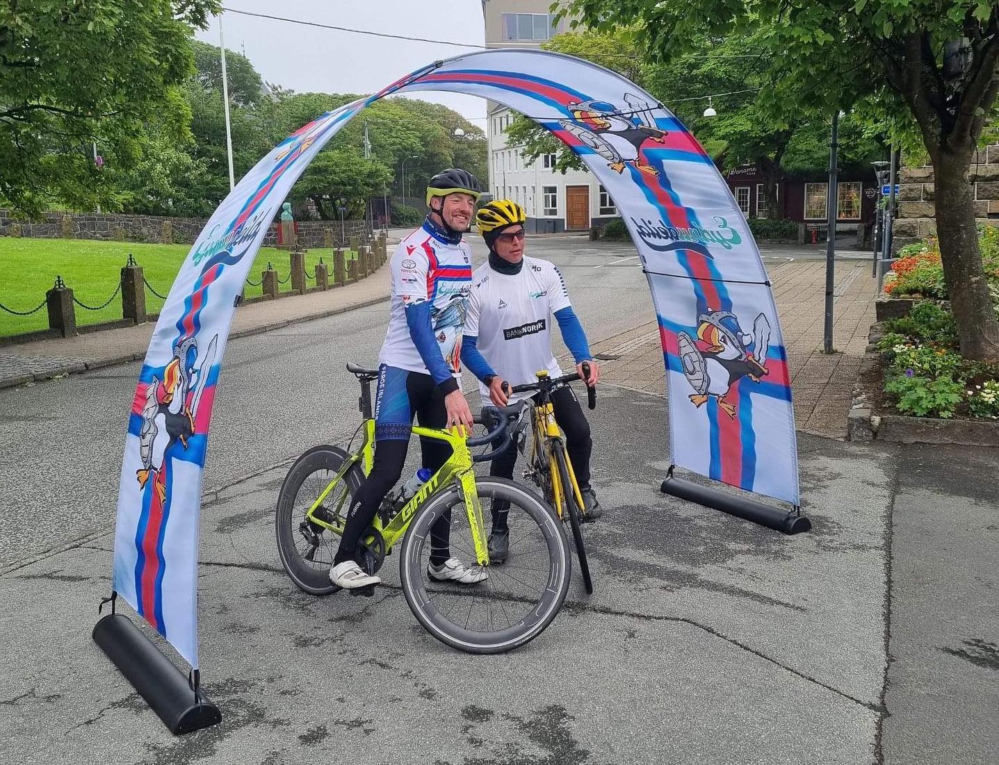 Transform Your Events with the BannerBow Event Arch